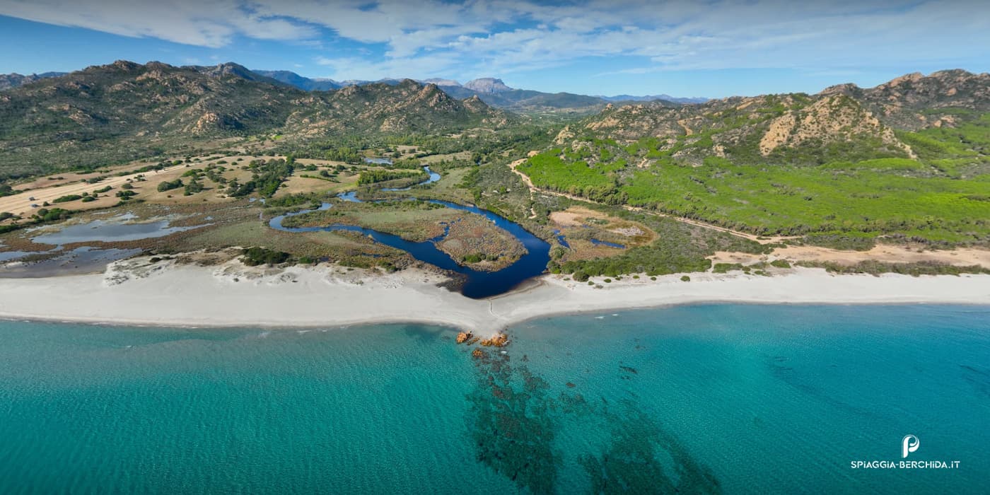 SPIAGGIA BERCHIDA | UNA GUIDA COMPLETA
